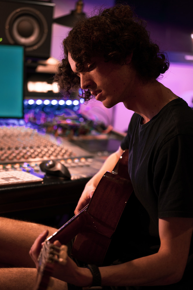 A passion for music fires Marlon’s creative approach to production – Voyage Media